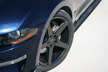 2020 Ford Mustang - Niche MODENA - Black | Wheel Pros